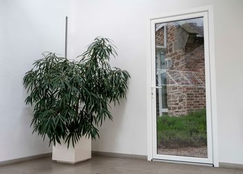 REHAU | Rio Flush Fit Door