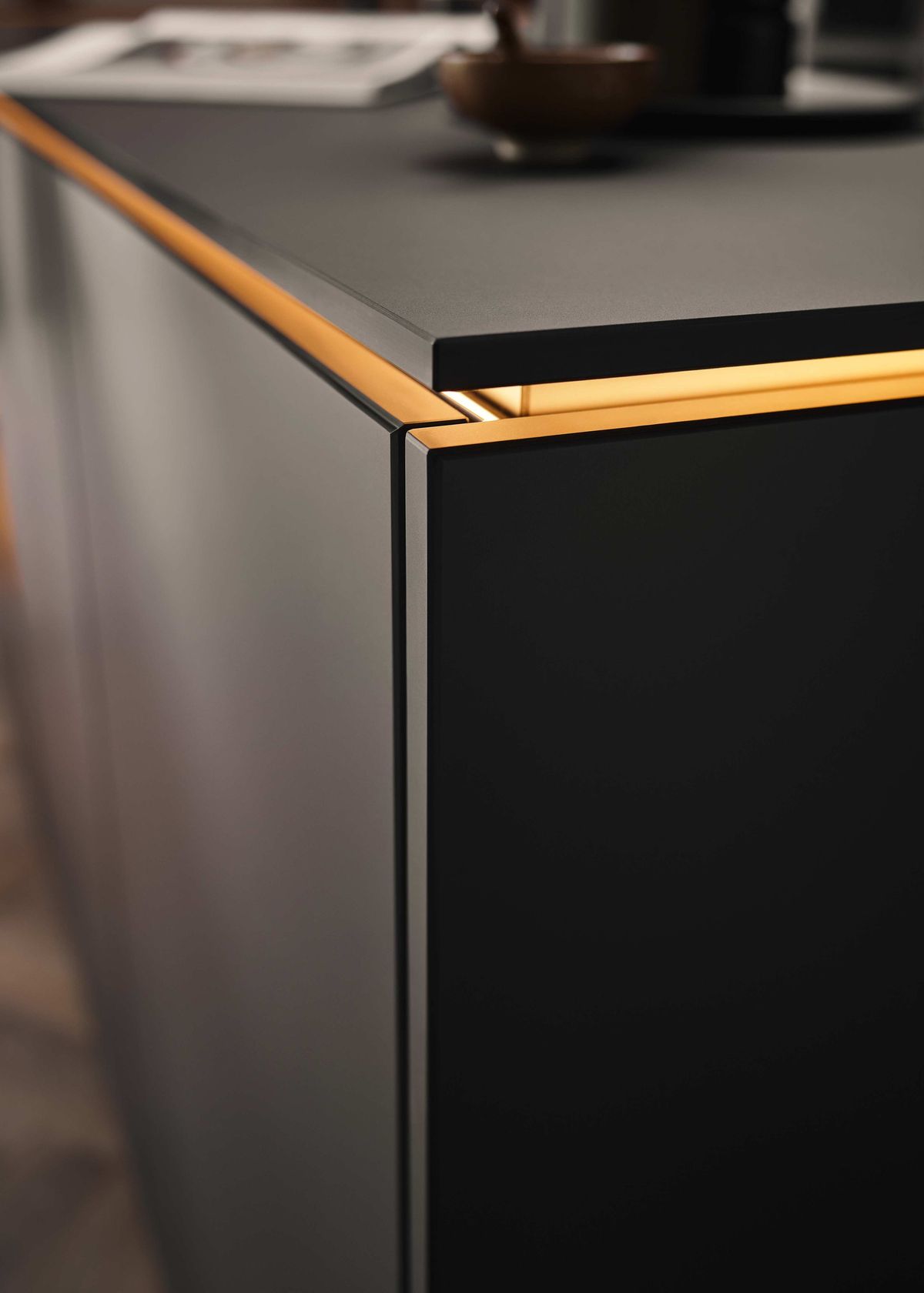 RAUVISIO crystal Deep Collection | REHAU