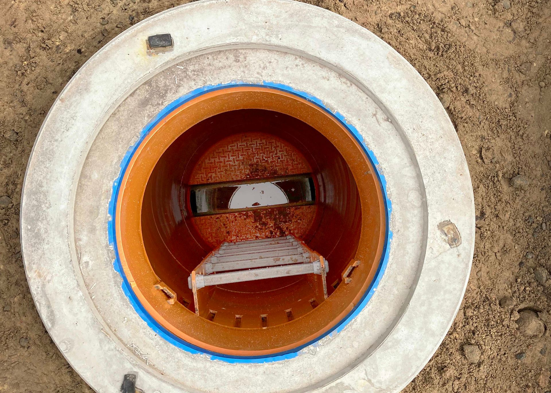 Schacht-in-Schacht Sanierung | Leer