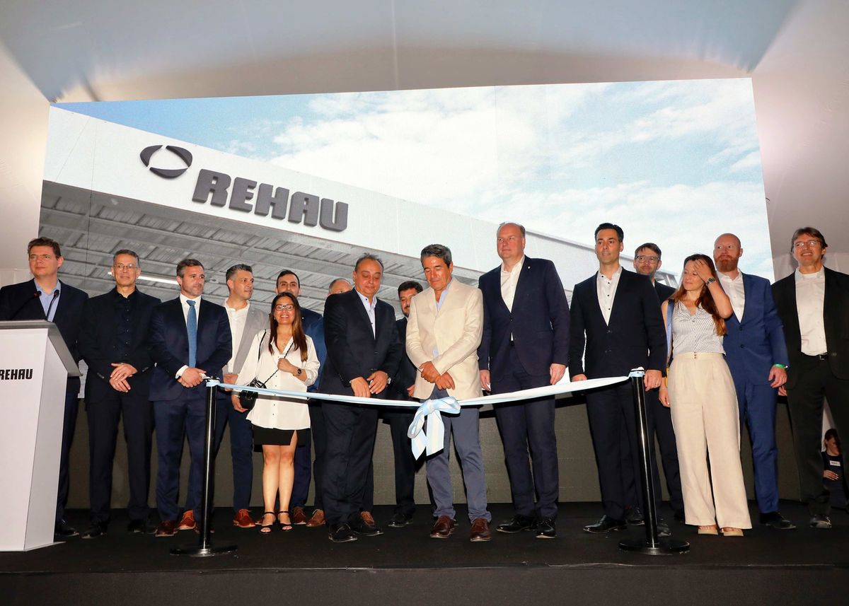 FÁBRICA NA ARGENTINA | REHAU
