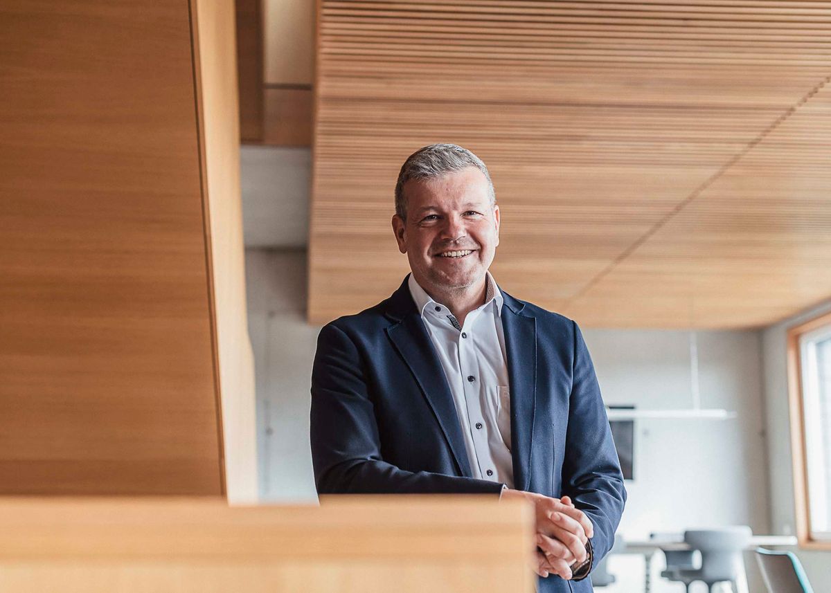 RAUMEDIC and E.ON announce construction of environmentally friendly energy center | REHAU