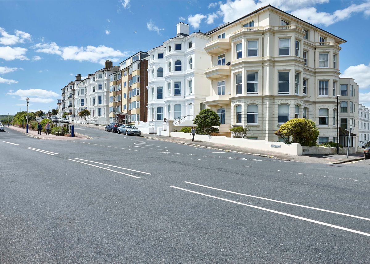 System 700 Single and Double Hung-Slider Windows I Windows & Doors I REHAU