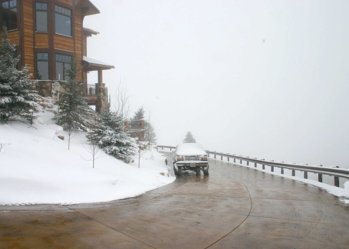 Snow and ice melting | Mechanical & plumbing | REHAU