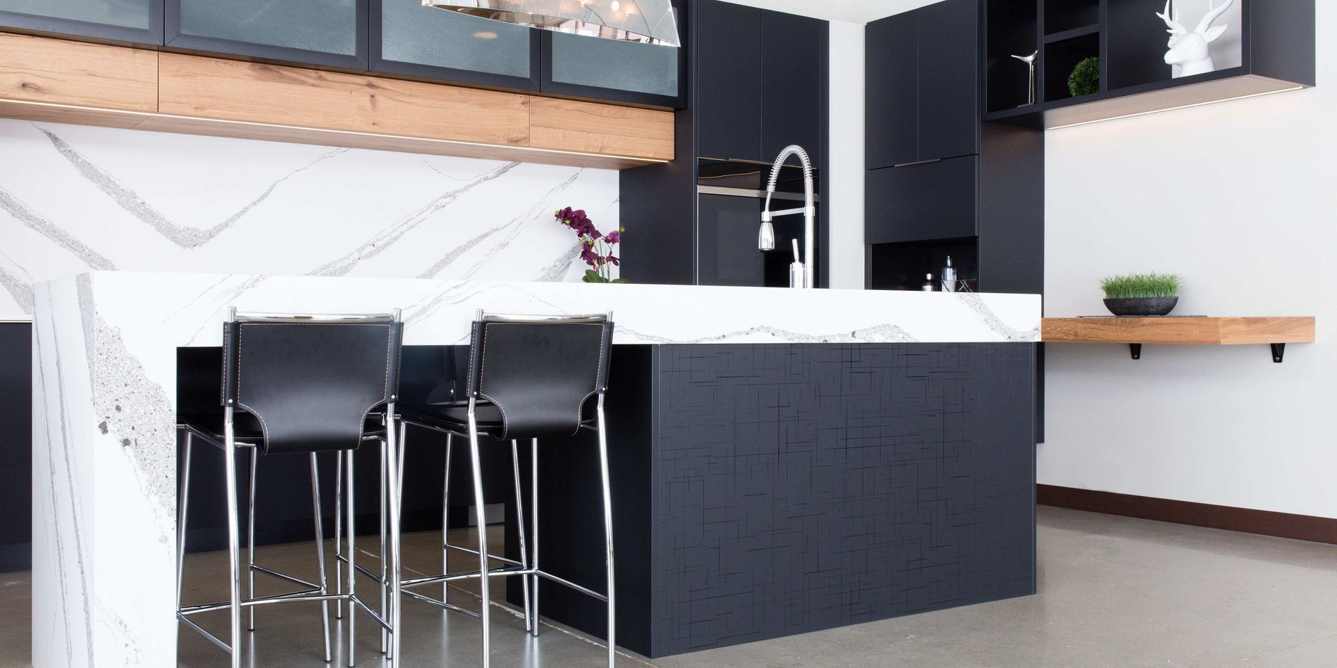 Woodways Showroom | Kitchens | Grand Rapids | Millwork & Cabinetry | REHAU