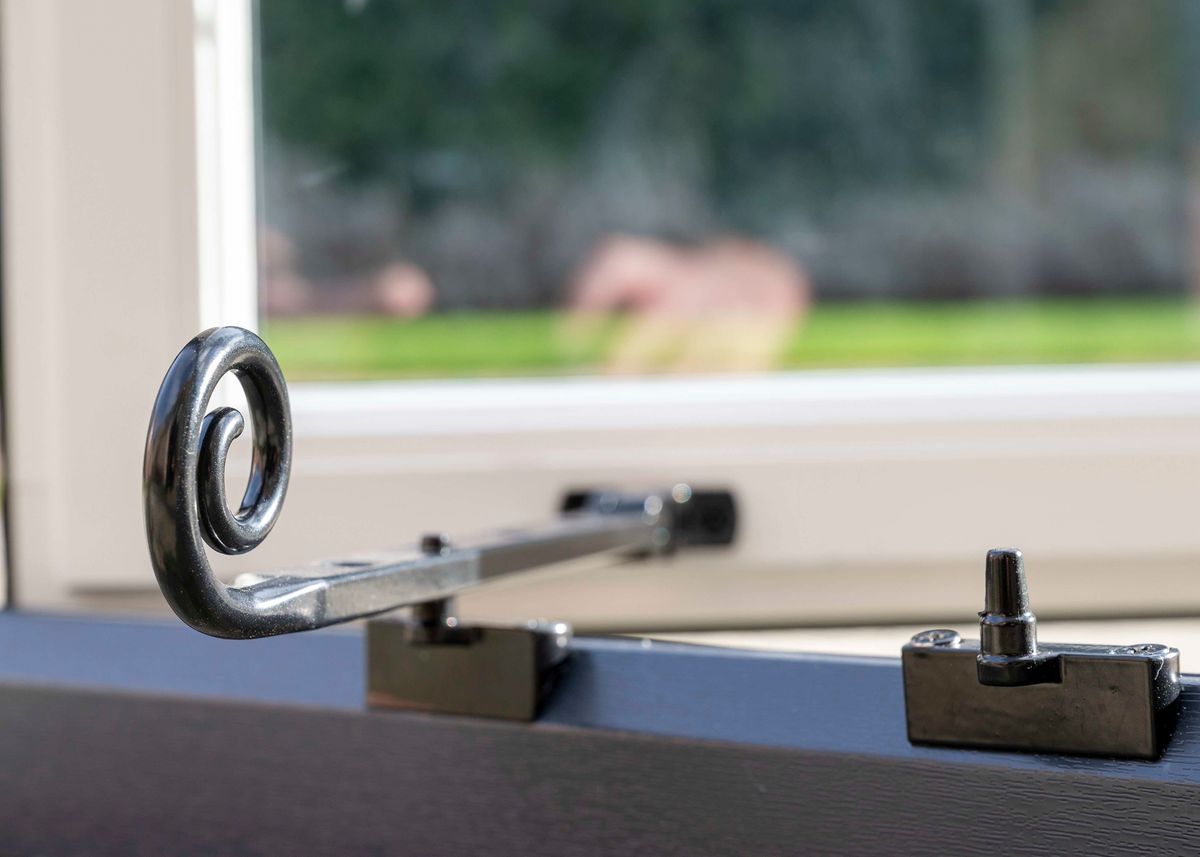 Rio Furniture - REHAU