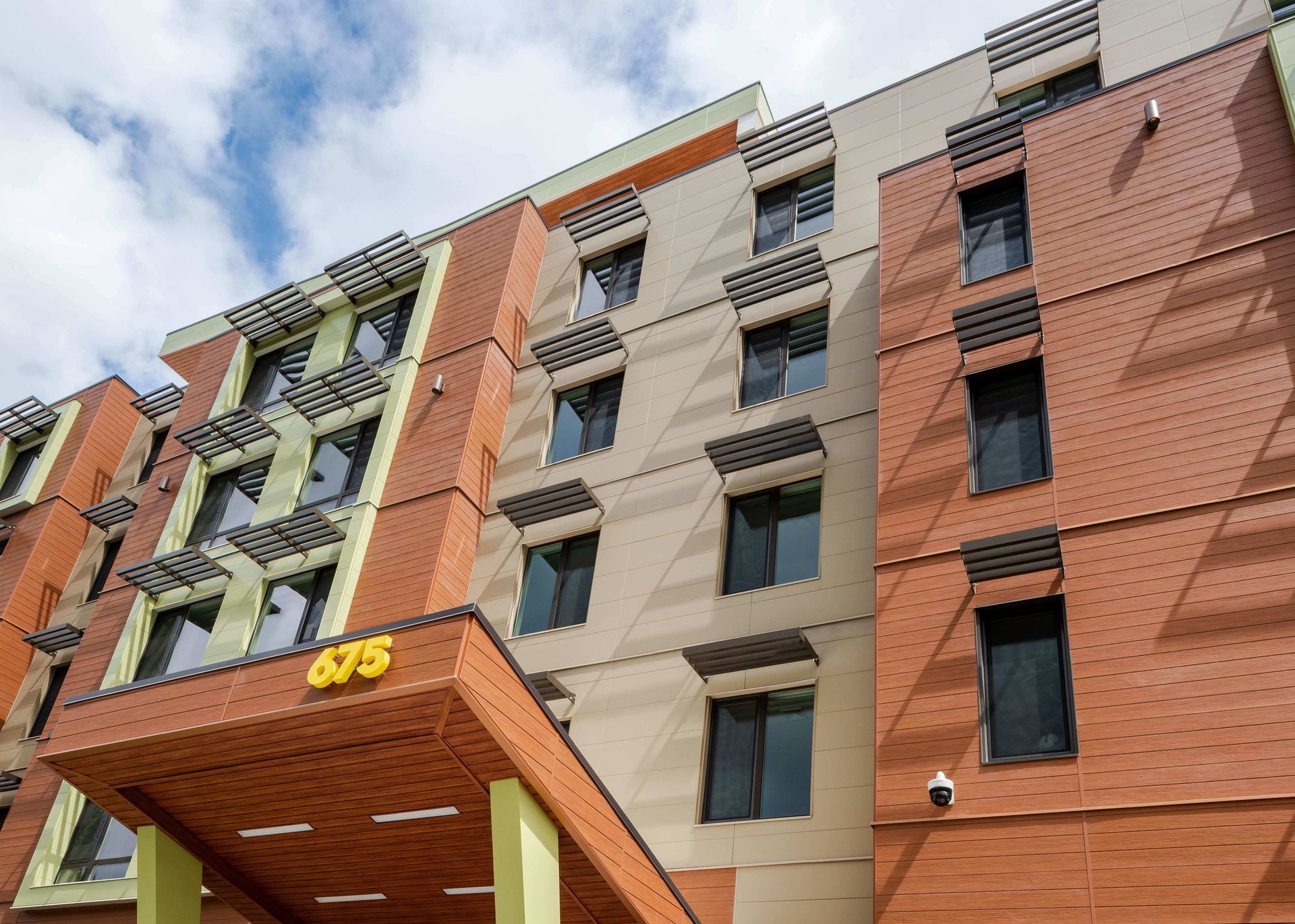 Finch Cambridge - Cambridge, Massachusetts I Windows & Doors I REHAU